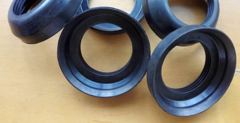 4 Positive Benefits of Using Rubber Seals | Leak-Pack